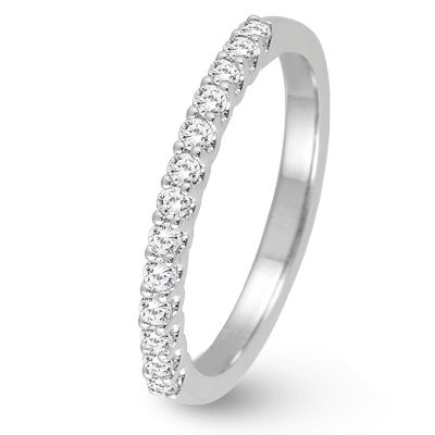 Solitaire Engagement Rings | Classic Diamond Rings in London
